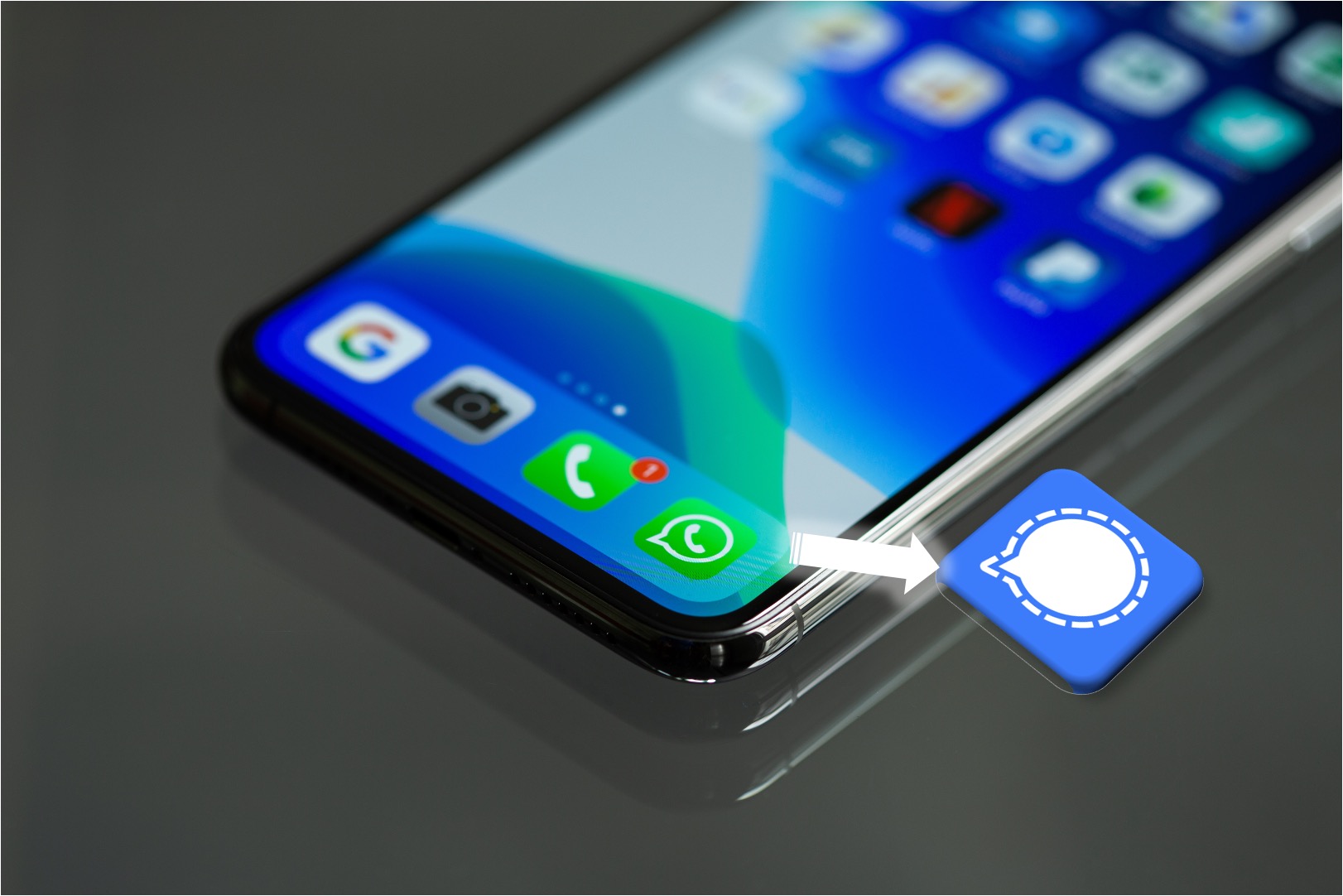 Move to signal from whatsapp